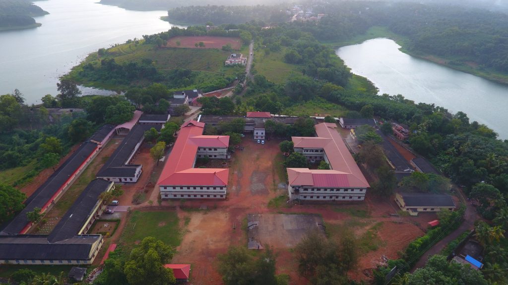 About the College – Kumbalathu Sankupillai Memorial Devaswom Board College